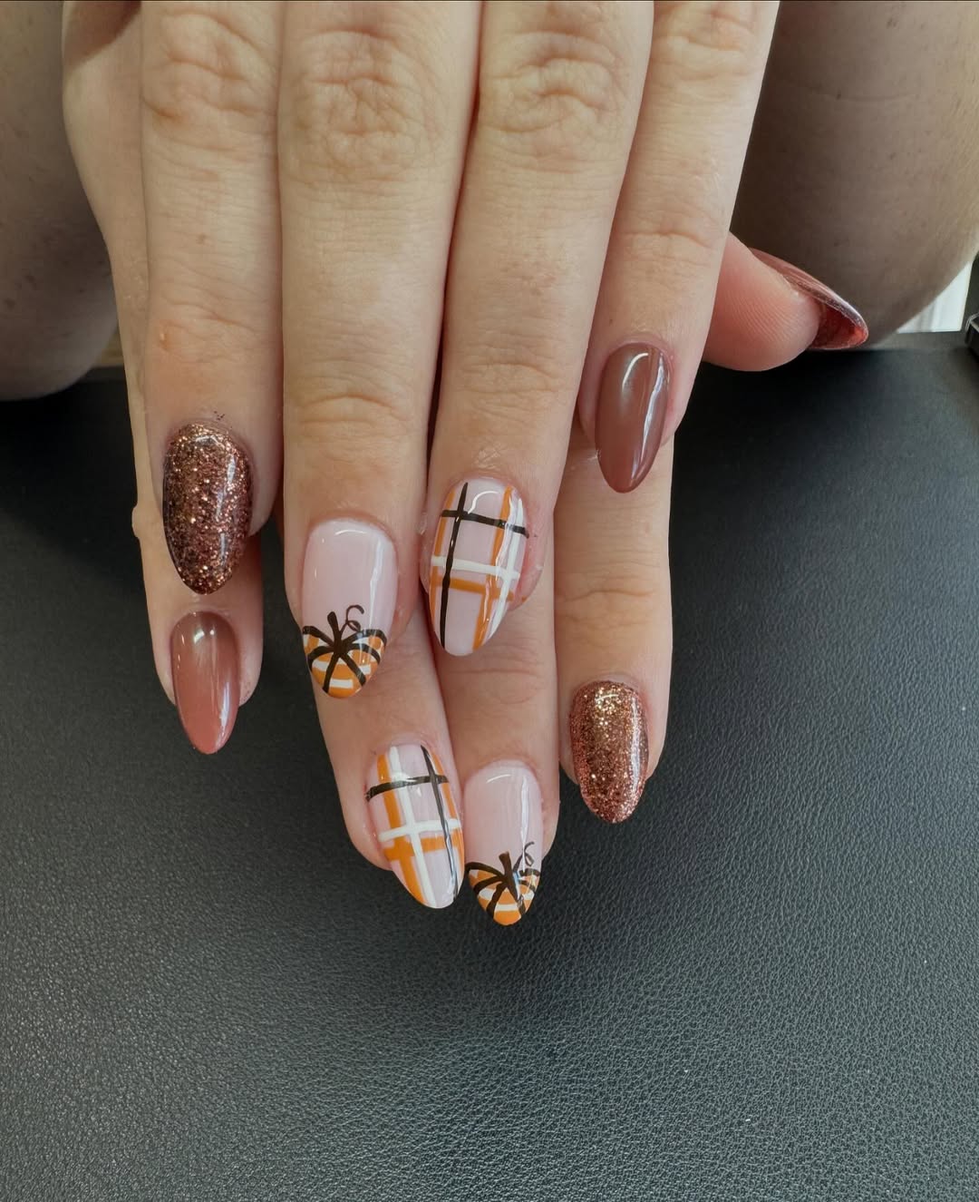 25 Fall Nails You Need to Try This Season