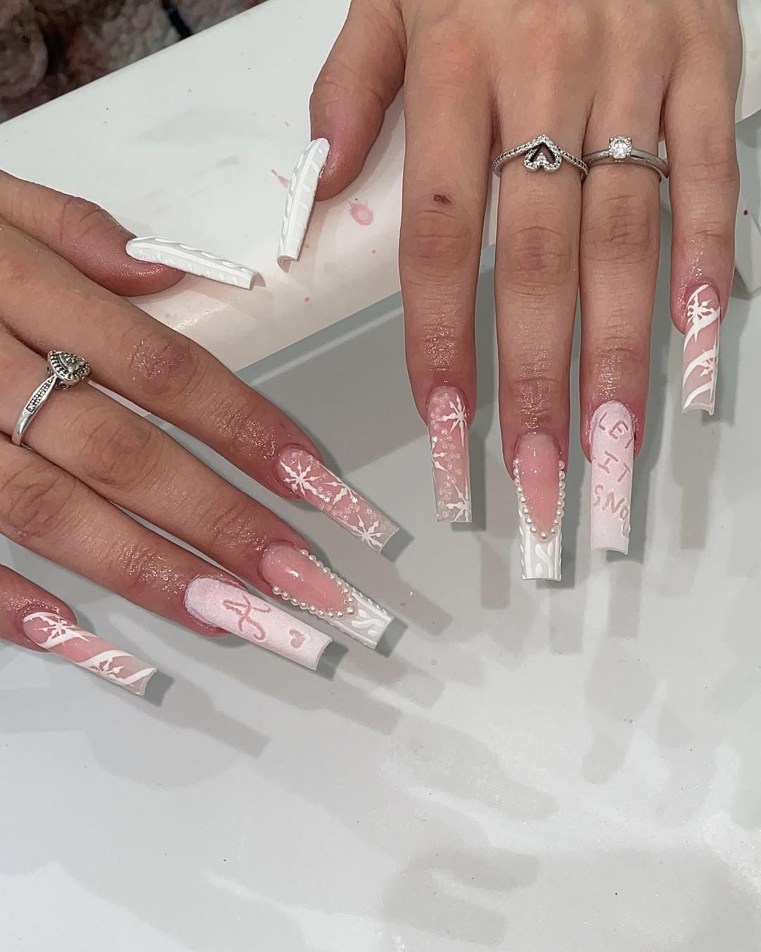 20 Winter Nails to Sparkle This Season: Your Ultimate Guide