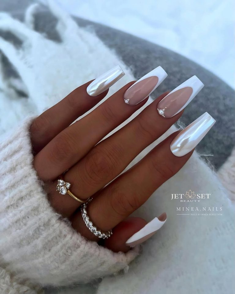 28 White Nails – Ideas You’ll Want to Try Right Now