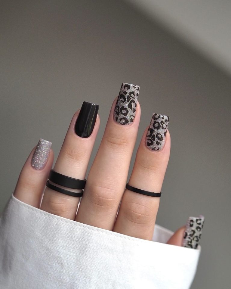 30 Black Nails: The Bold and Beautiful Trend You’ll Fall in Love With